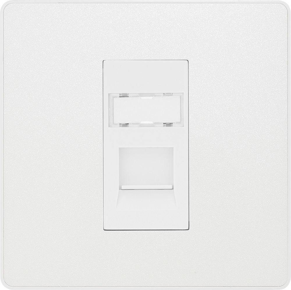 BG Evolve Polycarbonate Pearlescent White Cat6 Data Outlet Socket ...